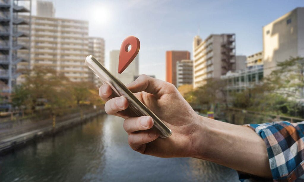 Cómo encontrar un teléfono perdido usando la función de ubicación ...